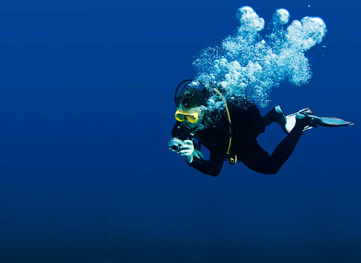 The Science of Buoyancy: Mastering Your Dive Skills – Paragon Dive Group